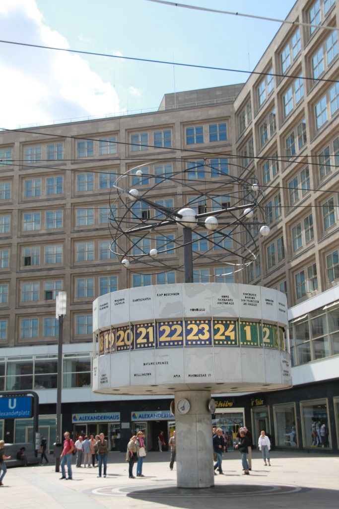 Berliner Weltzeituhr – 50 Jahre – MEDIENINFO-BERLIN